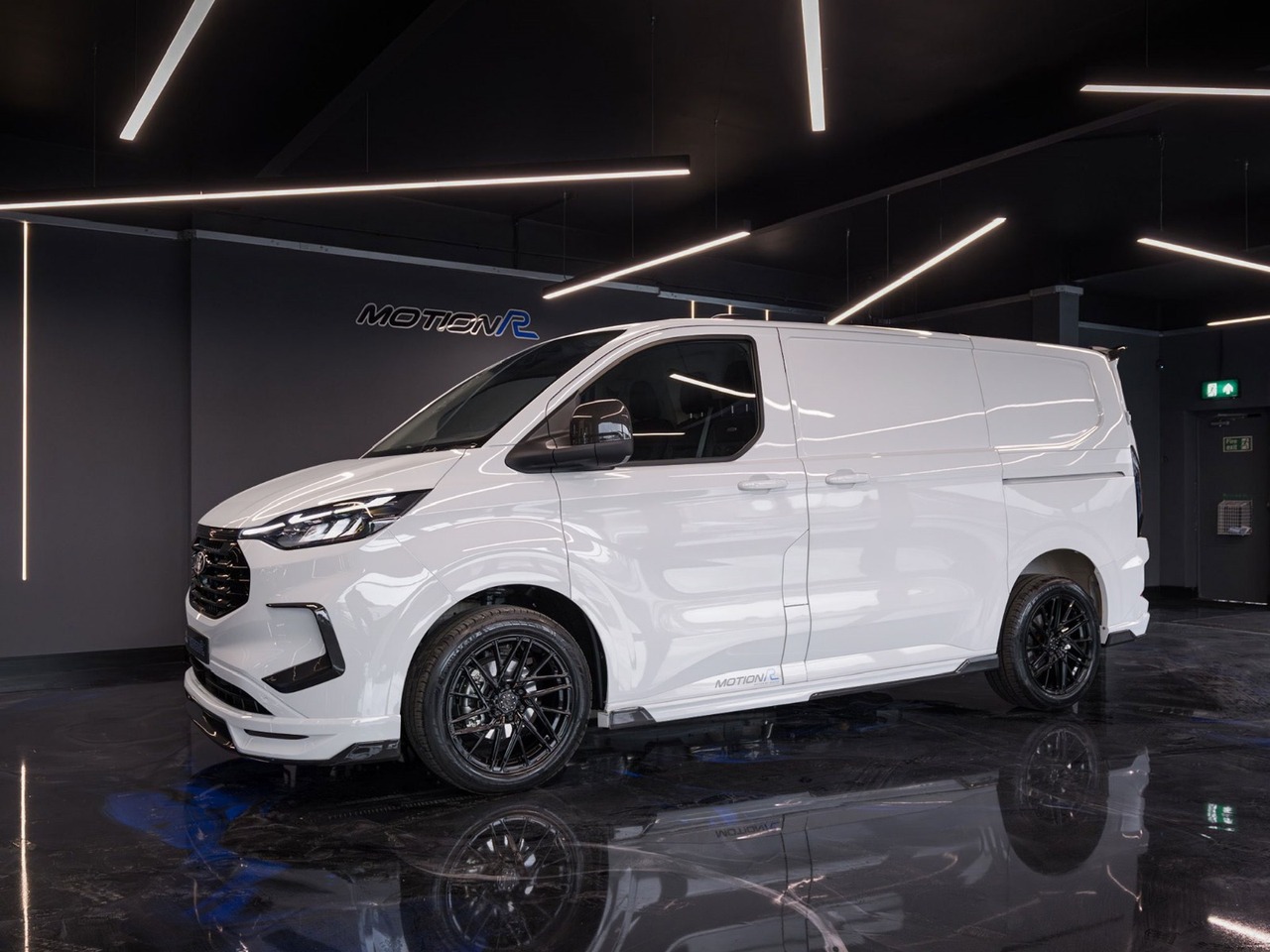 New 2024 Ford Transit Custom 320 Limited P/V L1 H1 For Sale (N225 ...