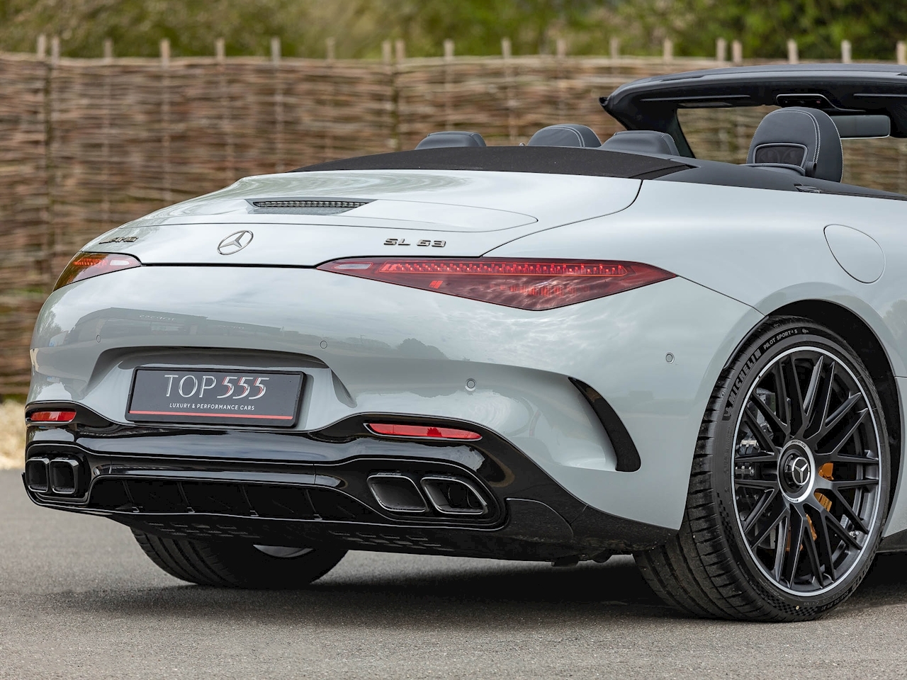 Used Mercedes-Benz SL 63 AMG 4Matic+ Performance - Carbon Ceramic ...