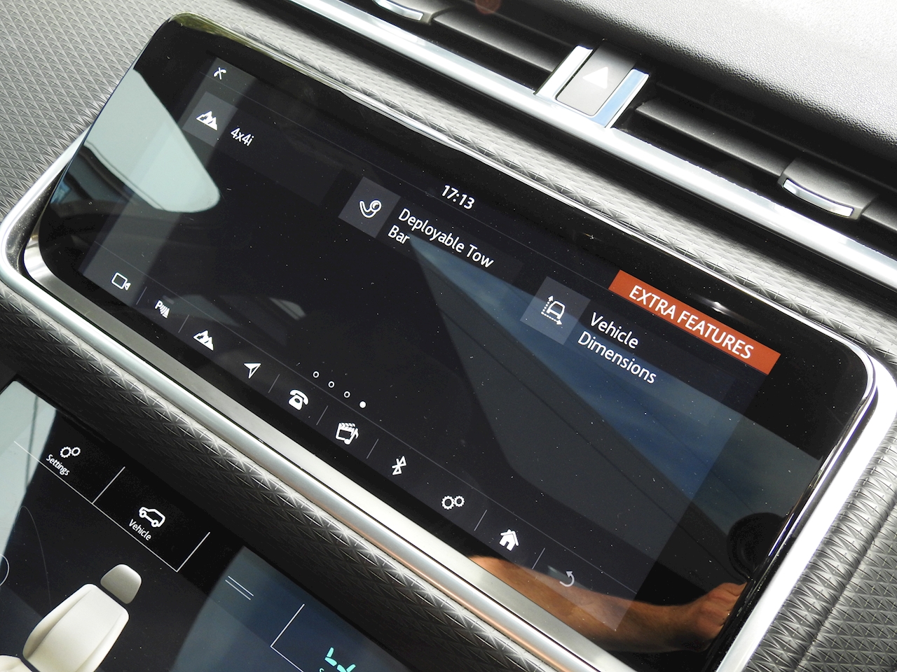 Used 2017 Land Rover Range Rover Velar SD6 V6 R-Dynamic SE For Sale in ...