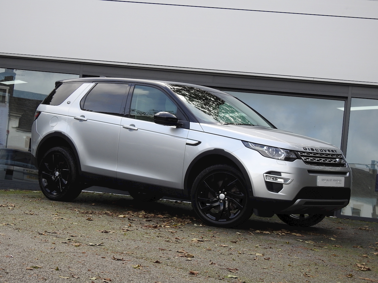 Used 2018 Land Rover Discovery Sport SD4 HSE Luxury For Sale in Devon ...