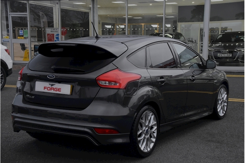 Used 2017 Ford Focus ST-Line For Sale in Ceredigion (U11205) | Forge ...