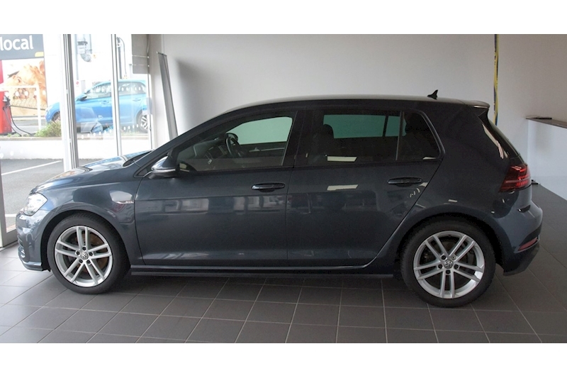 Used 2018 Volkswagen Golf TDI GTD BlueLine For Sale in Ceredigion ...