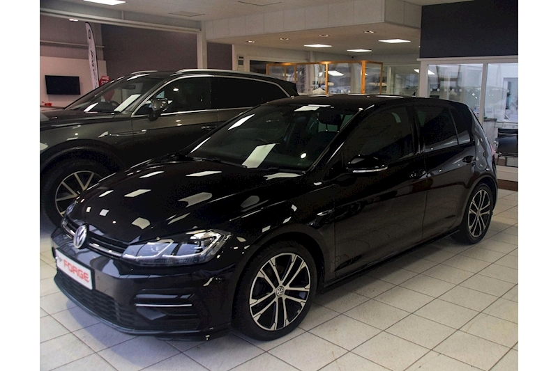 Used 2020 Volkswagen Golf TDI R-Line Edition For Sale in Ceredigion ...