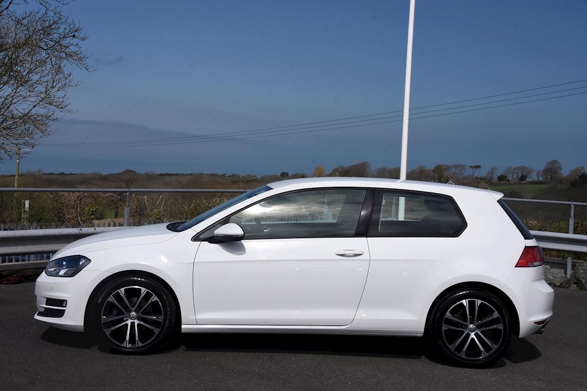 Used 2015 Volkswagen Golf Match Tdi Bluemotion Technology For Sale in ...