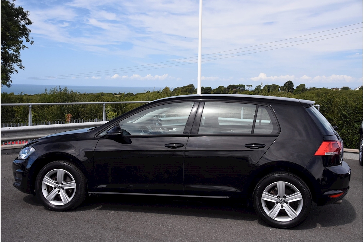 Used 2015 Volkswagen Golf Match Tdi Bluemotion Technology For Sale in ...