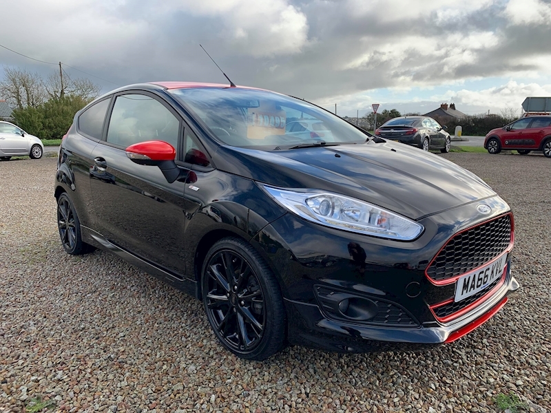 Used 2016 Ford Fiesta St-Line Black Edition For Sale (U11128) | Chris ...
