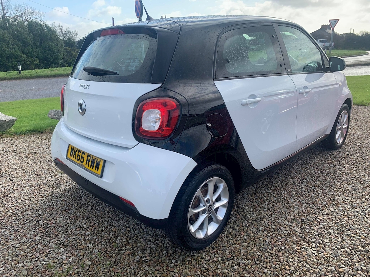 Used 2016 Smart forfour Passion For Sale in Cornwall (U11861) | Chris ...