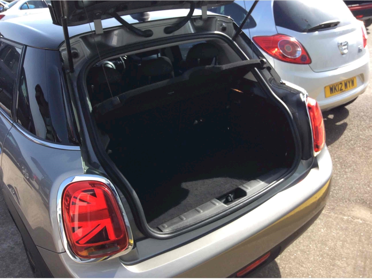 Used 2018 MINI Hatch Cooper D For Sale in Cornwall (U12954) | Chris ...