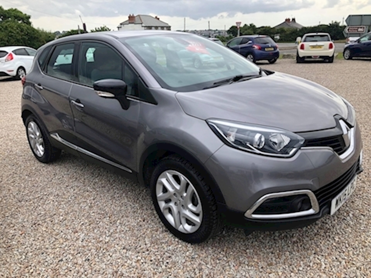 Used 2015 Renault Captur TCe ENERGY Dynamique MediaNav For Sale in ...