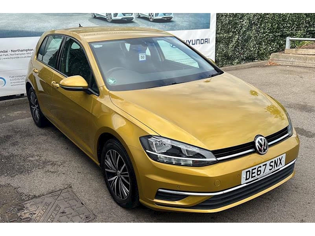Used 2017 Volkswagen Golf TSI SE Nav For Sale in Cornwall (U13721 ...
