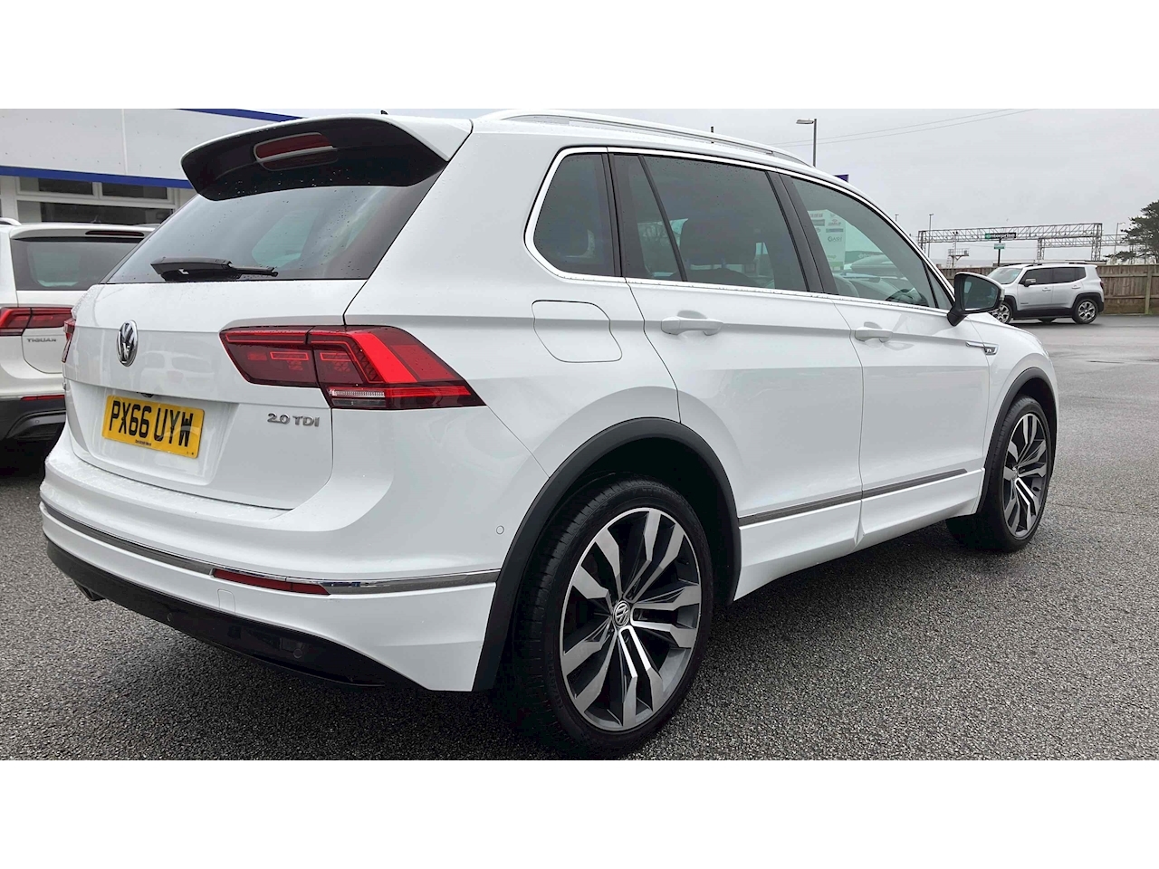 Used 2016 Volkswagen Tiguan TDI BlueMotion Tech R-Line For Sale in ...