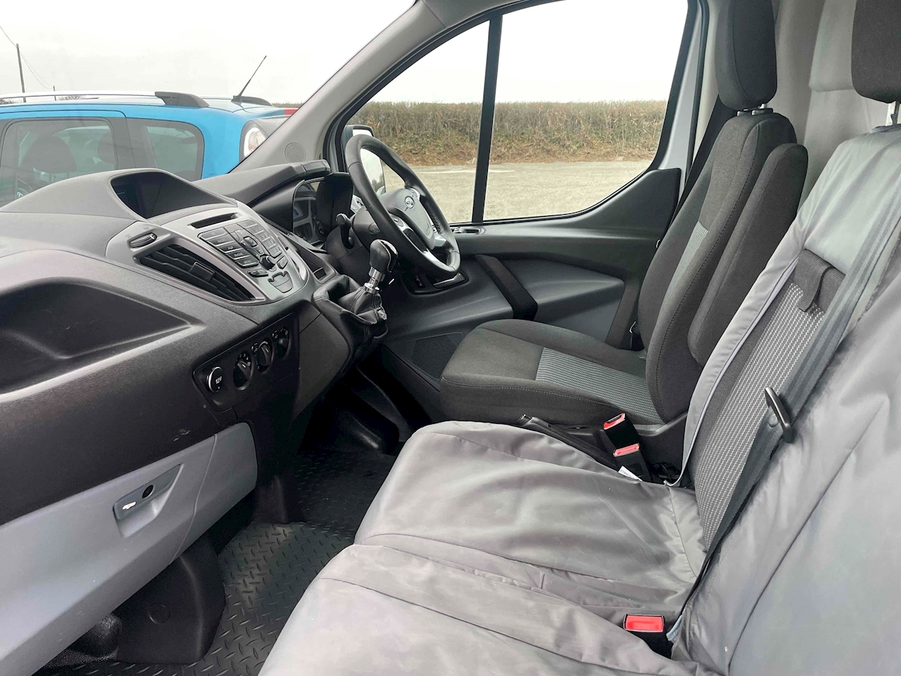 Used 2015 Ford Transit Custom TDCi 270 Trend For Sale in Cornwall ...