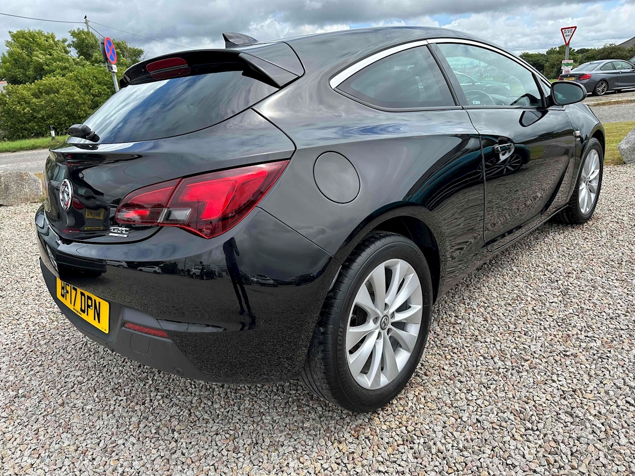 Used 2017 Vauxhall Astra GTC CDTi ecoFLEX SRi For Sale in Cornwall (U14356) | Chris Nicholls ...