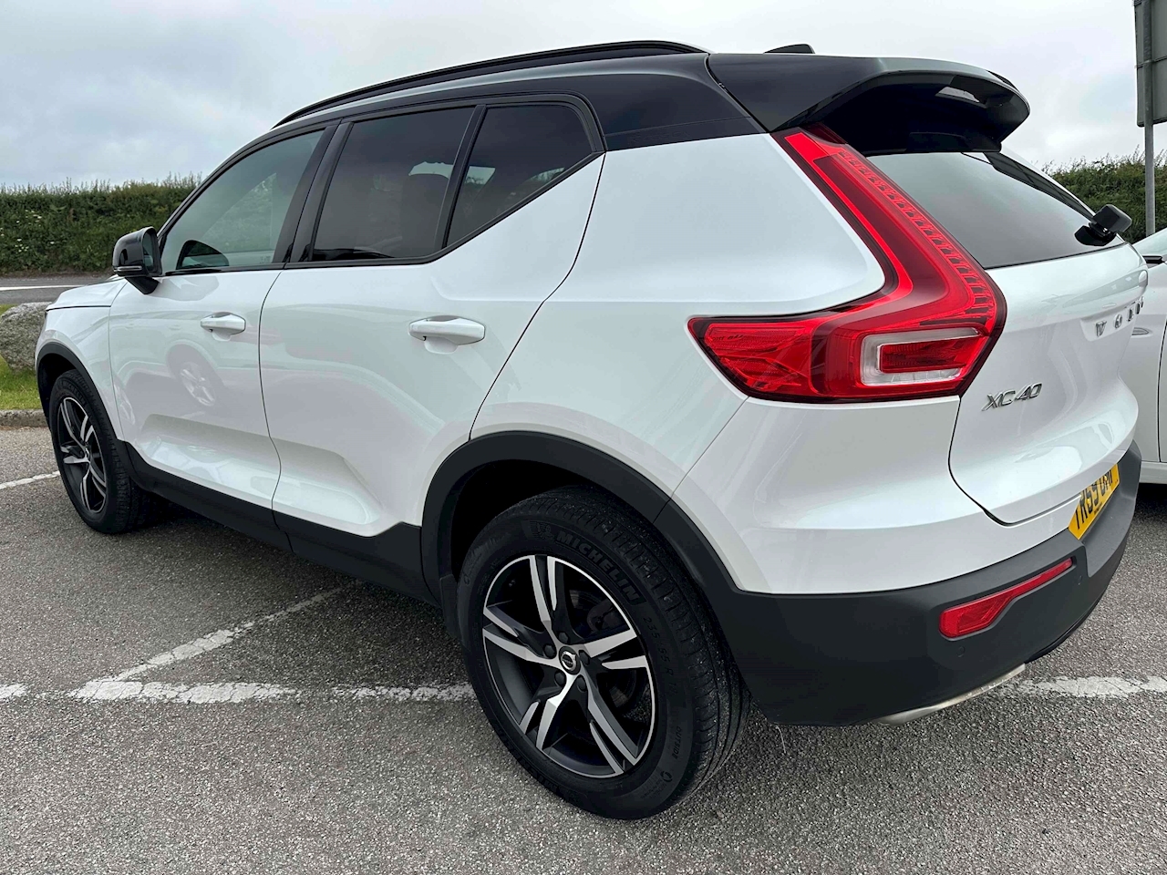 Used 2019 Volvo XC40 T3 R-Design For Sale in Cornwall (U14395) | Chris ...