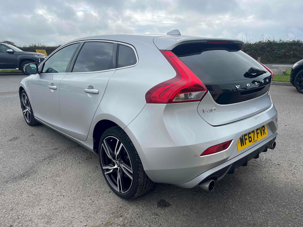 Used 2017 Volvo V40 T3 R-Design Pro For Sale in Cornwall (U14675 ...