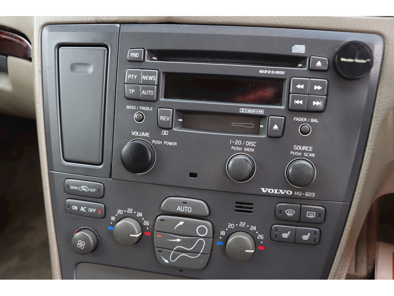 Used 2003 Volvo 2.4 V70 ESTATE PETROL AUTO HEATED SEATS STEREO PARKING ...