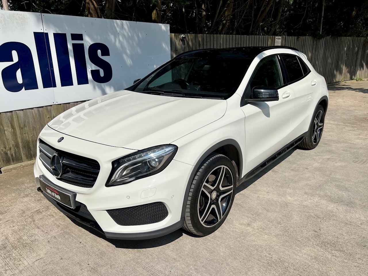 Used 2015 Mercedes Gla-Class Gla220 Cdi 4Matic Amg Line Premium Plus ...
