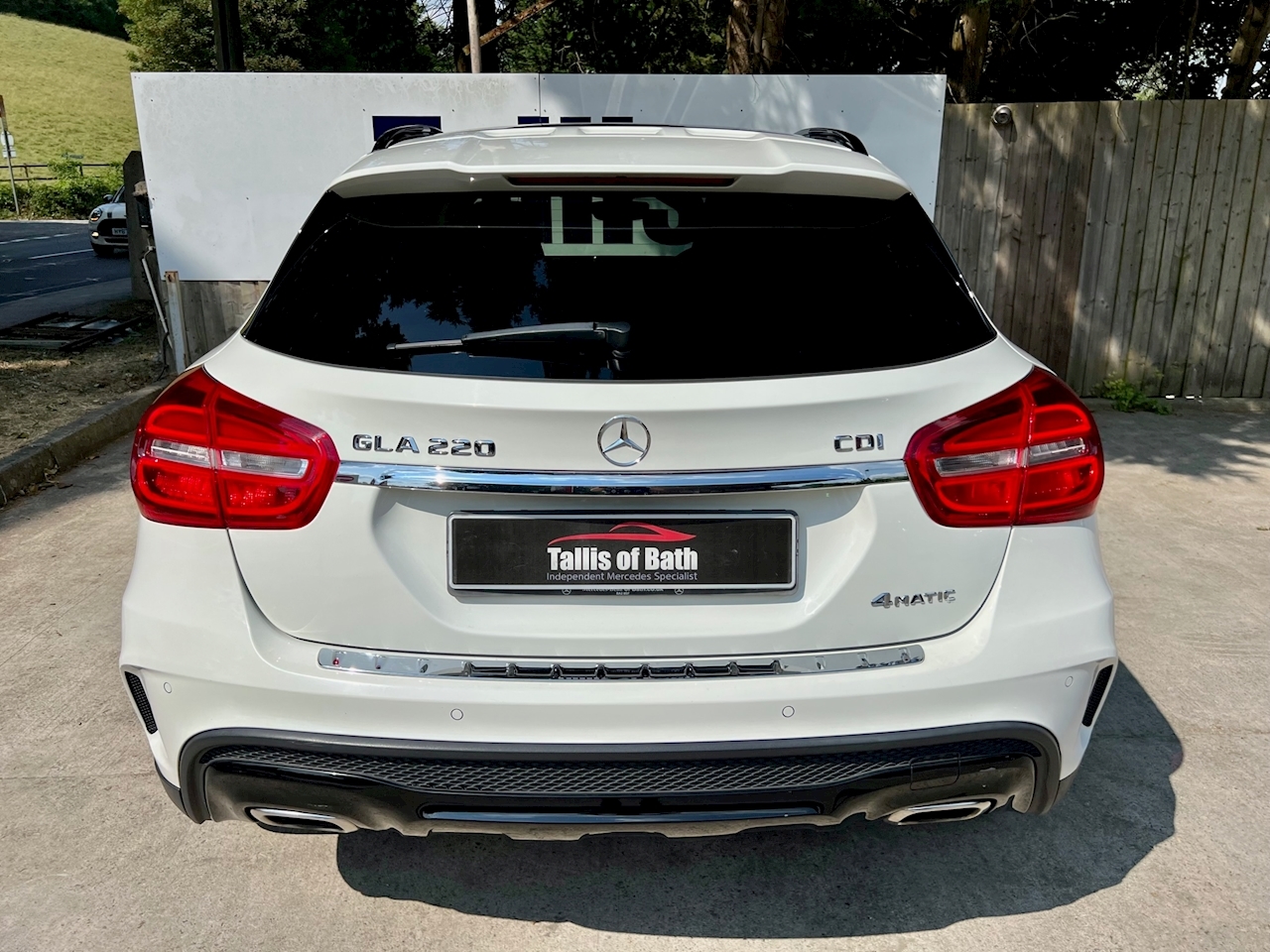 Used 2015 Mercedes Gla-Class Gla220 Cdi 4Matic Amg Line Premium Plus ...