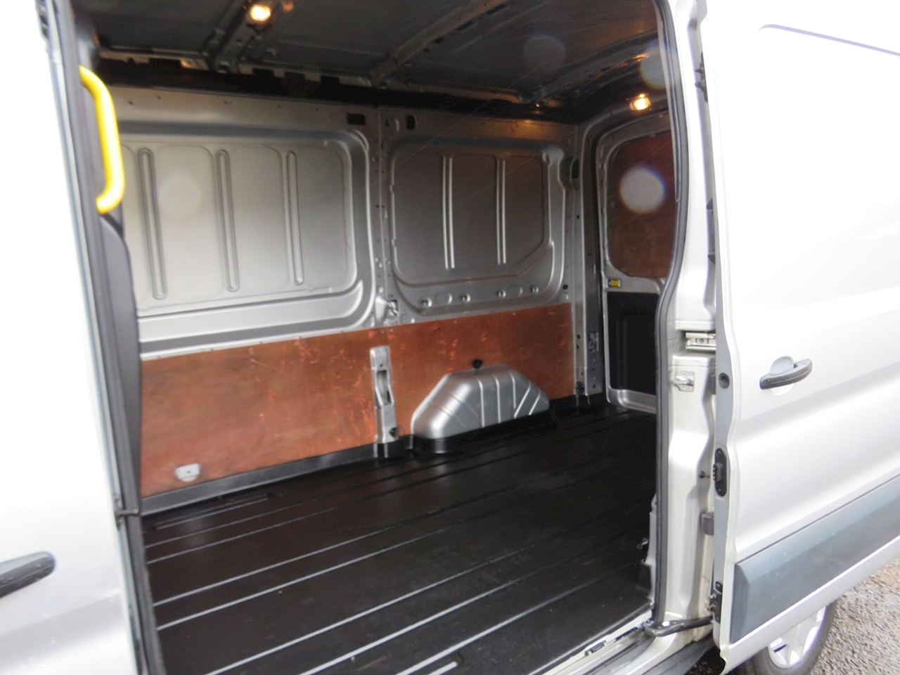 Used 2018 Ford Transit 290 Trend L2h2 P/V Ecoblue For Sale in Avon ...