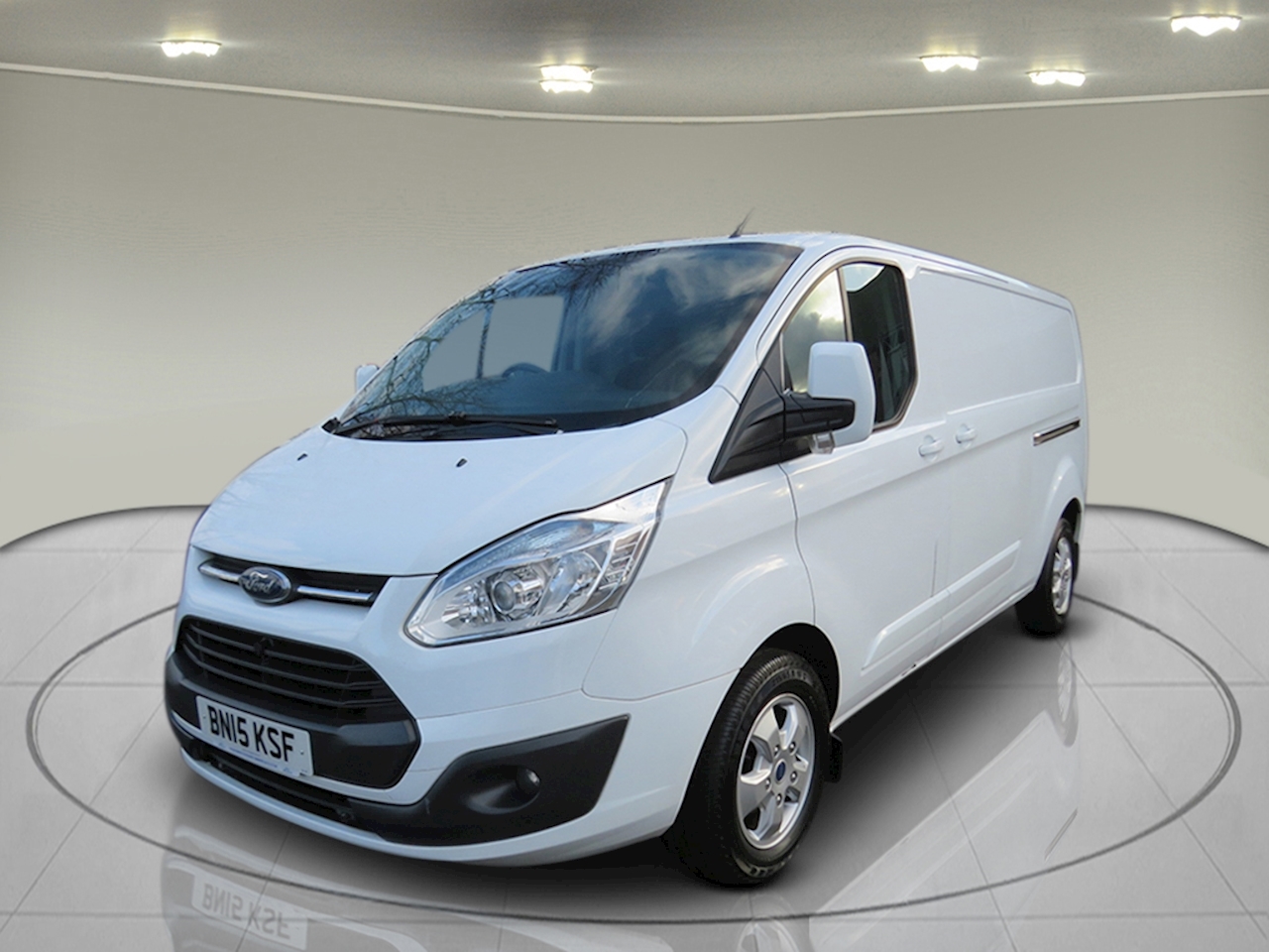 Used 2015 Ford Transit Custom TDCi 290 Limited For Sale in Avon (U5236 ...