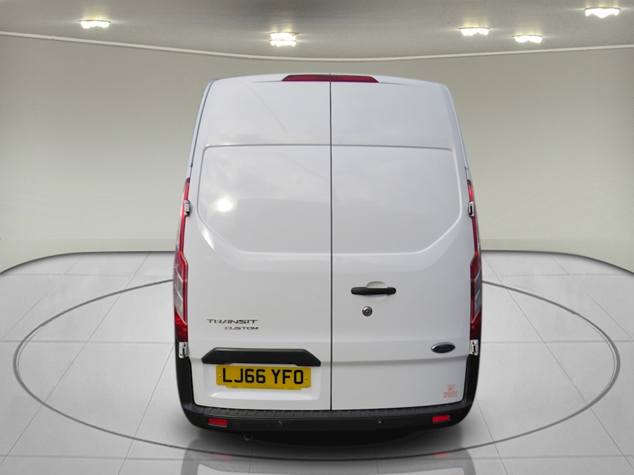 Used 2016 Ford Transit Custom 340 L2 H2 For Sale in Avon (U5253 ...