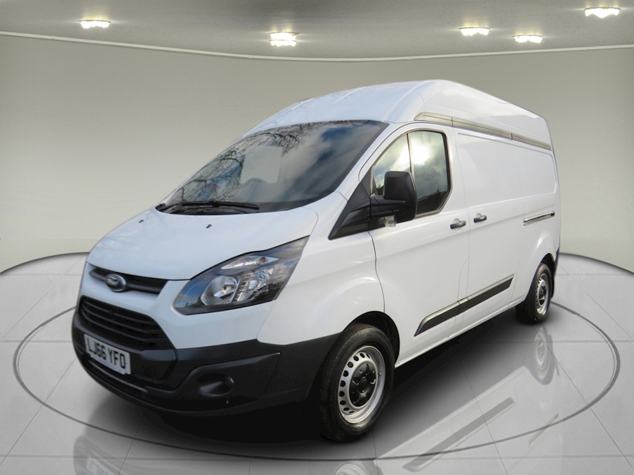 Used 2016 Ford Transit Custom 340 L2 H2 For Sale in Avon (U5253 ...