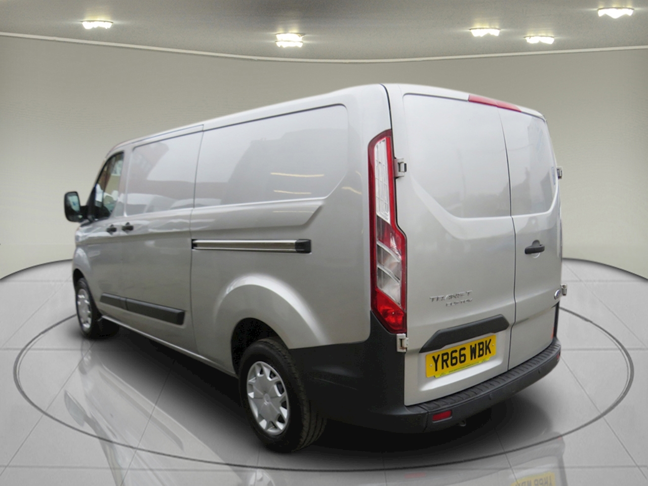 Used 2016 Ford Transit Custom TDCi 290 Trend For Sale in Avon (U5271 ...