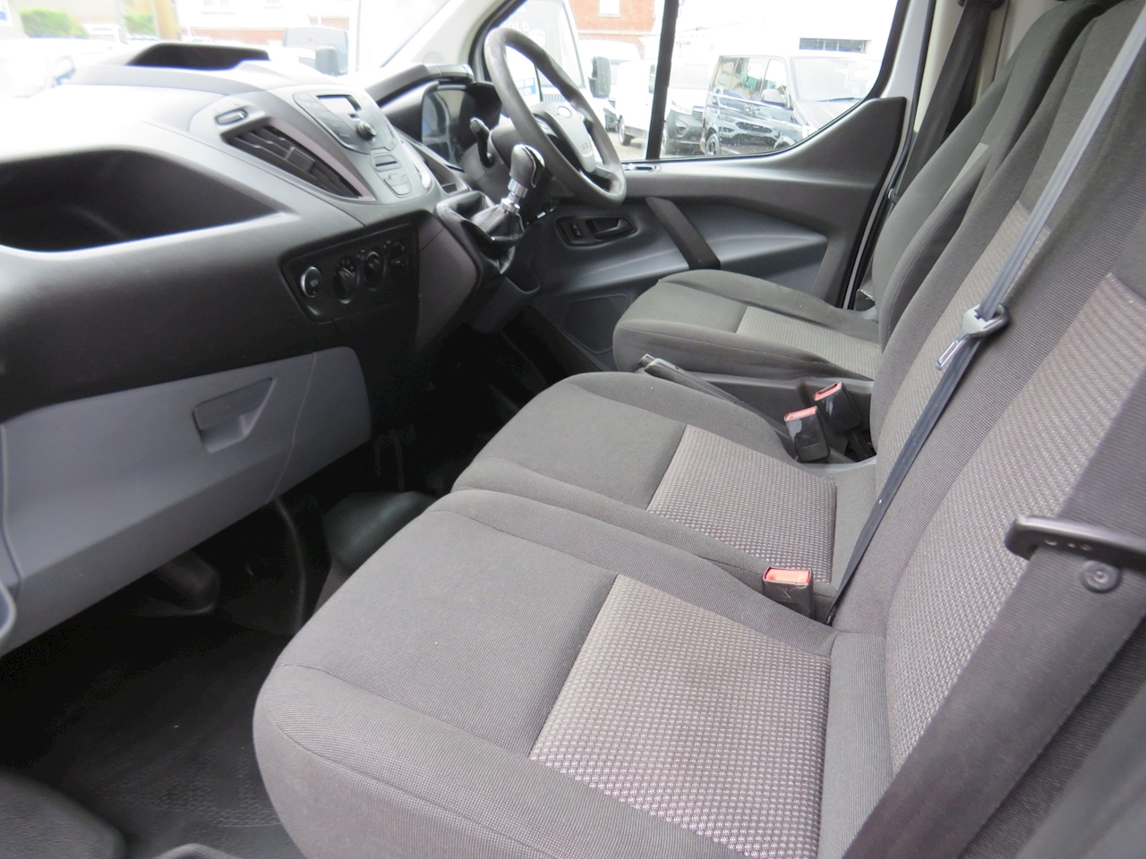 Used 2014 Ford Transit Custom TDCi 290 For Sale in Avon (U5359 ...