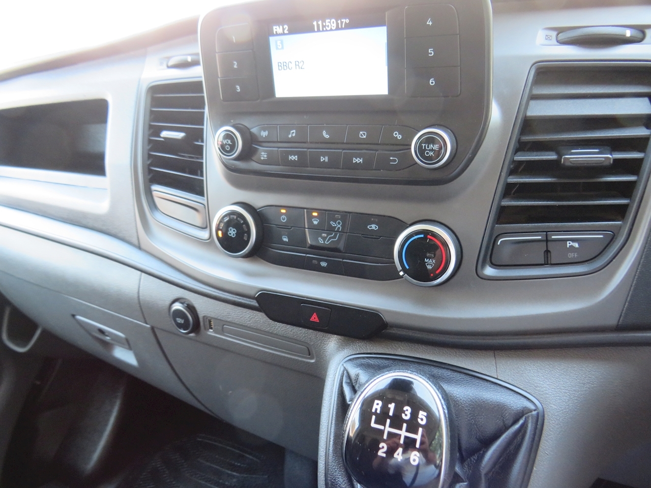 Used 2019 Ford Transit Custom 300 EcoBlue Trend For Sale in Avon (U5368 ...