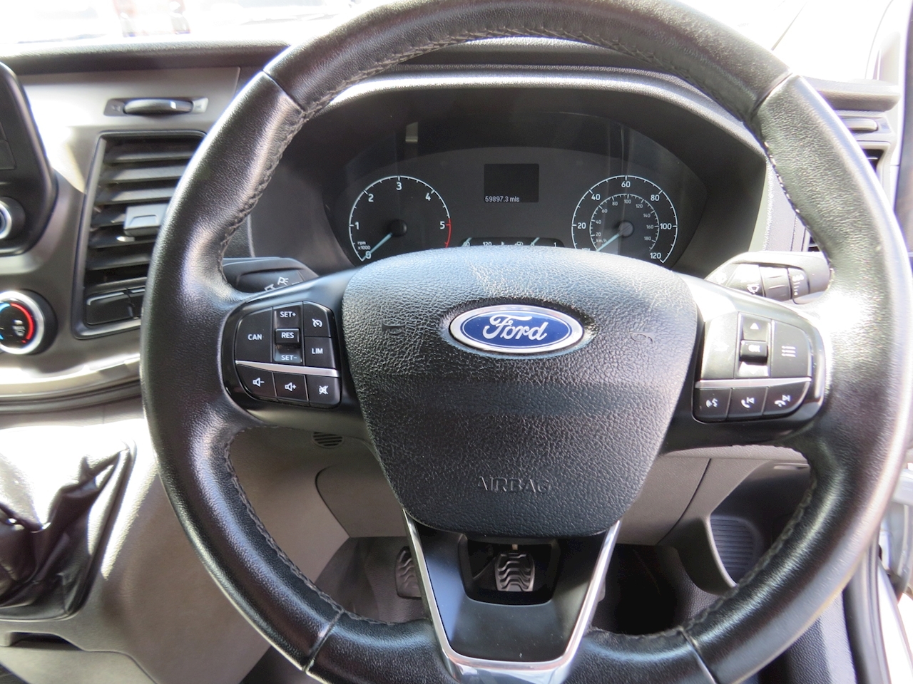 Used 2019 Ford Transit Custom 300 EcoBlue Trend For Sale in Avon (U5398 ...