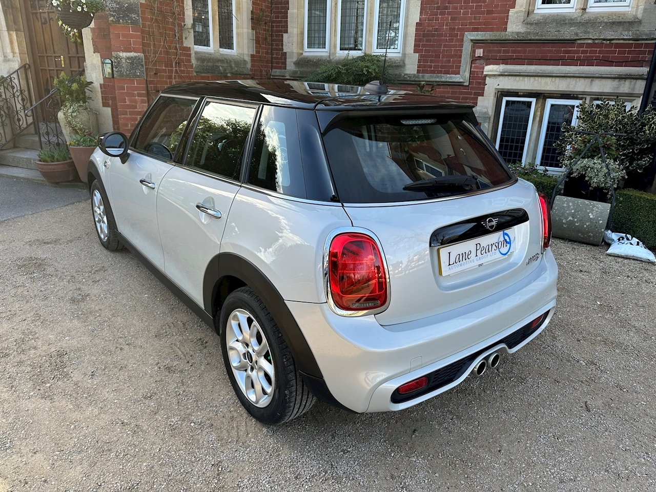 Used MINI Hatch 2019 Cooper S Classic | Lane Pearson Automotive Group ...